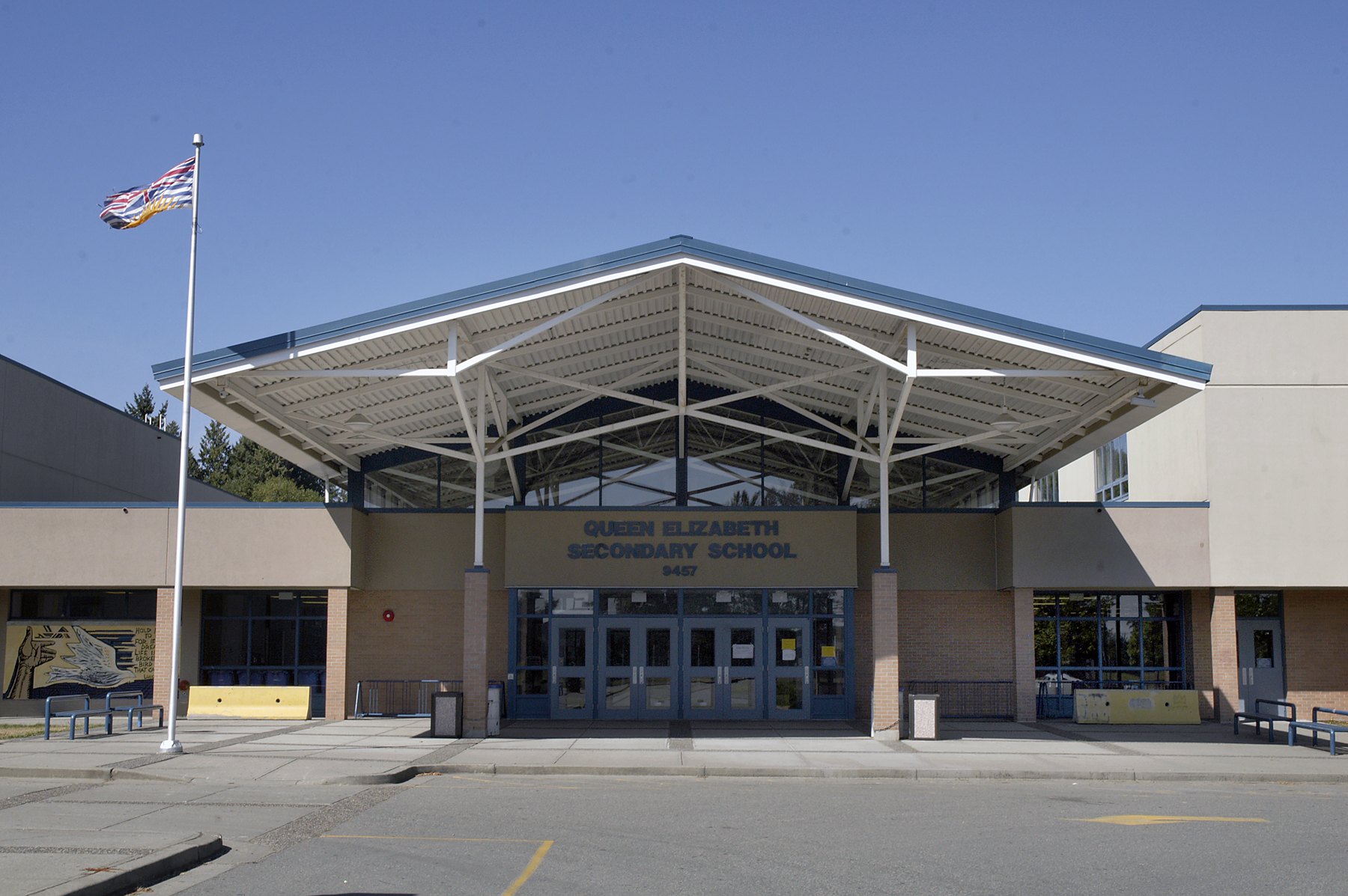 Queen Elizabeth Secondary | Surrey Schools International Education